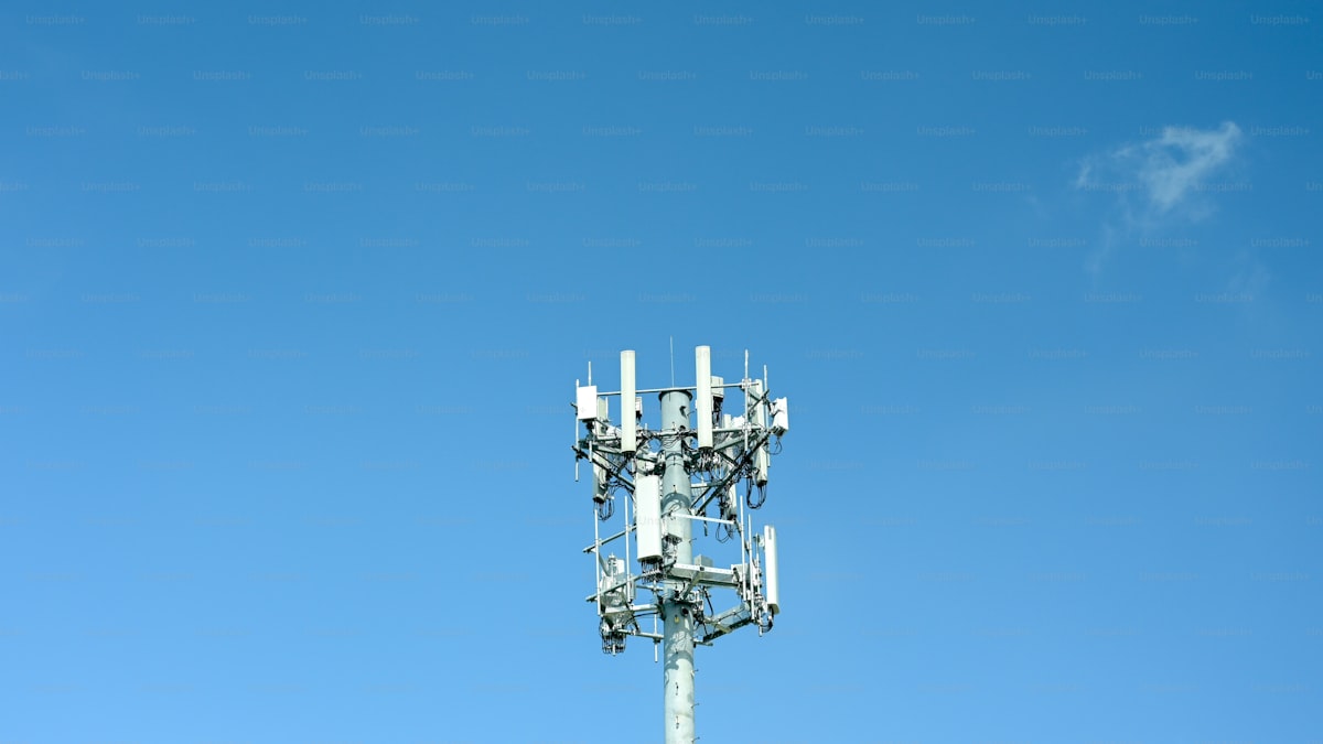 AT&T vs Verizon vs T-Mobile (2026): Honest 3-Way, Named Winners ...